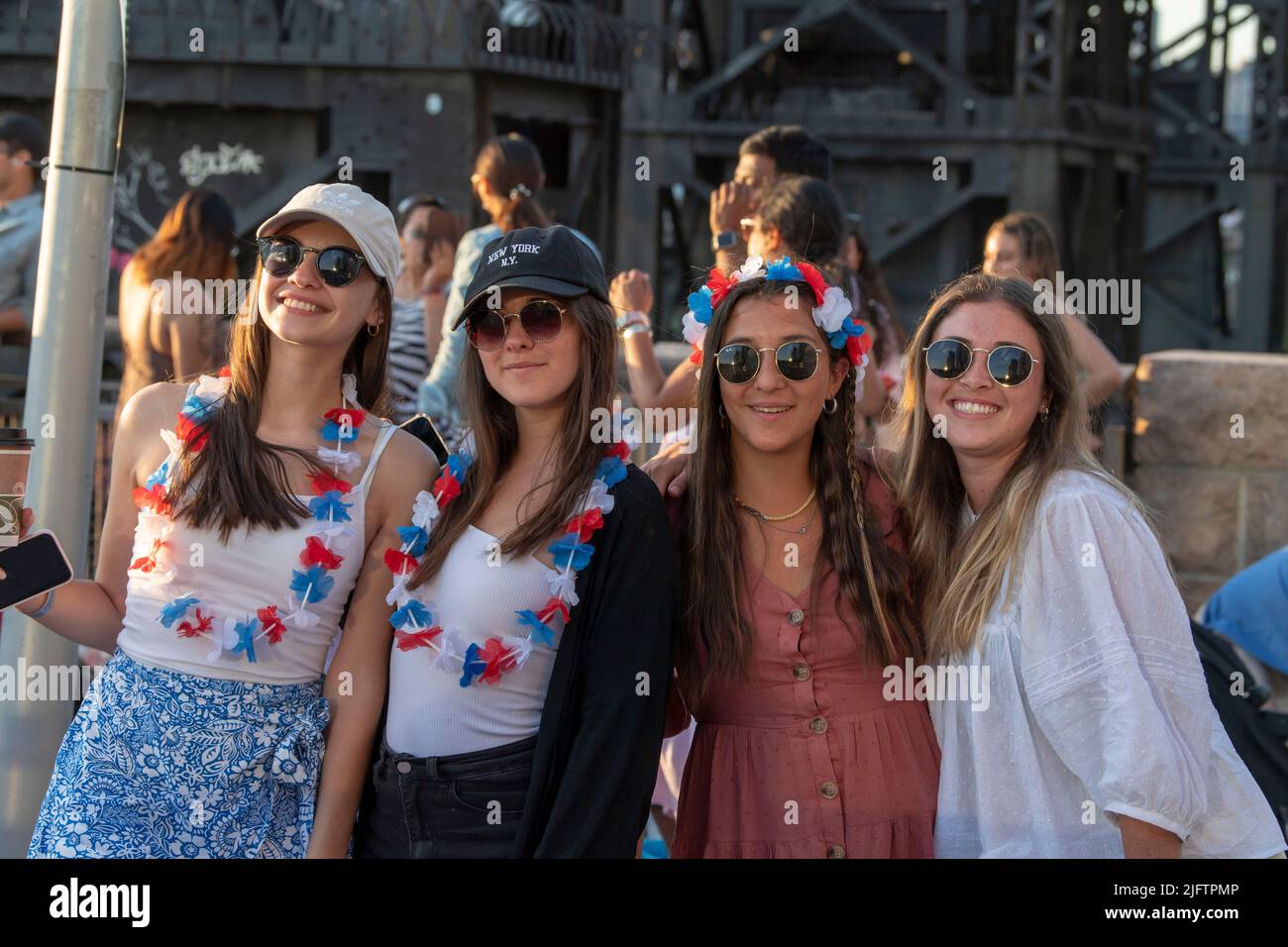 Five barges hi-res stock photography and images - Alamy