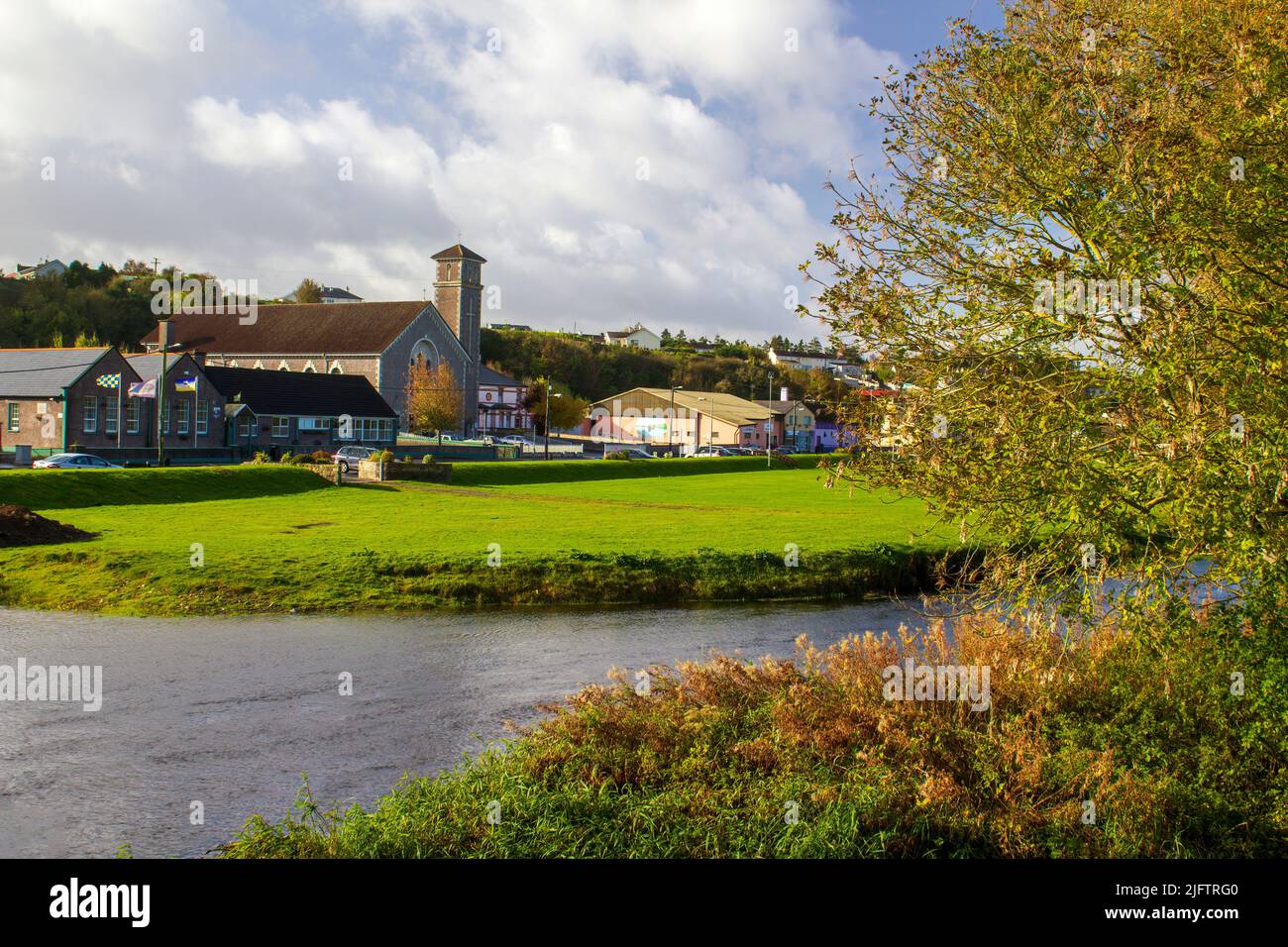County tipperary ireland and river hi-res stock photography and images ...
