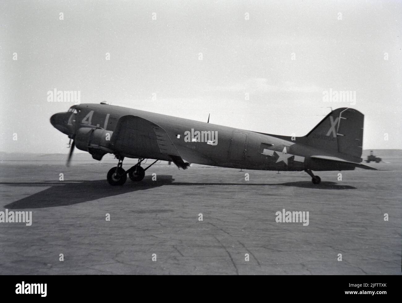 1940s aircraft a Douglas C-47 Skytrain USA military cargo and passenger ...