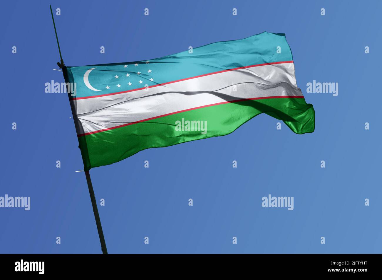 The flag of Uzbekistan (Uzbek: Oʻzbekiston davlat bayrogʻi) consists of ...