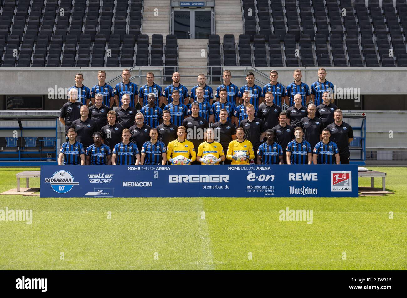 05 July 2022, North Rhine-Westphalia, Paderborn: Soccer, 2. Bundesliga ...