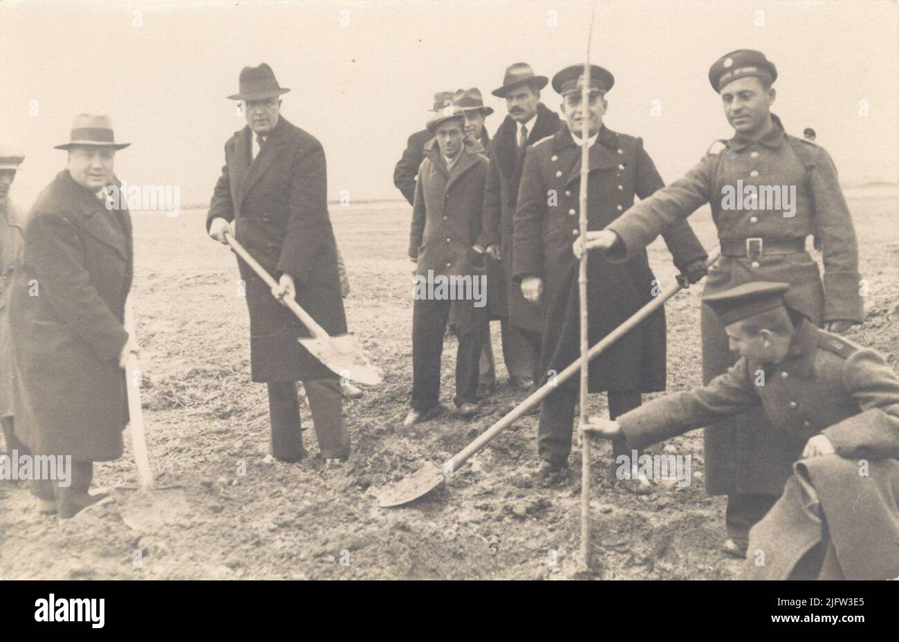 Creation of Asparuh's Park in 1934 Stock Photo - Alamy