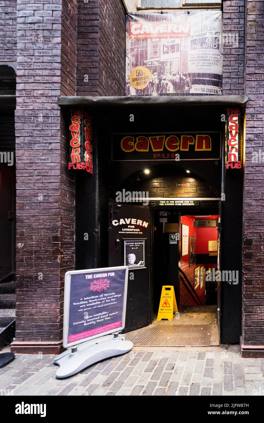 Cavern Pub in Mathew St. Liverpool, Merseyside, England, UK Stock Photo ...