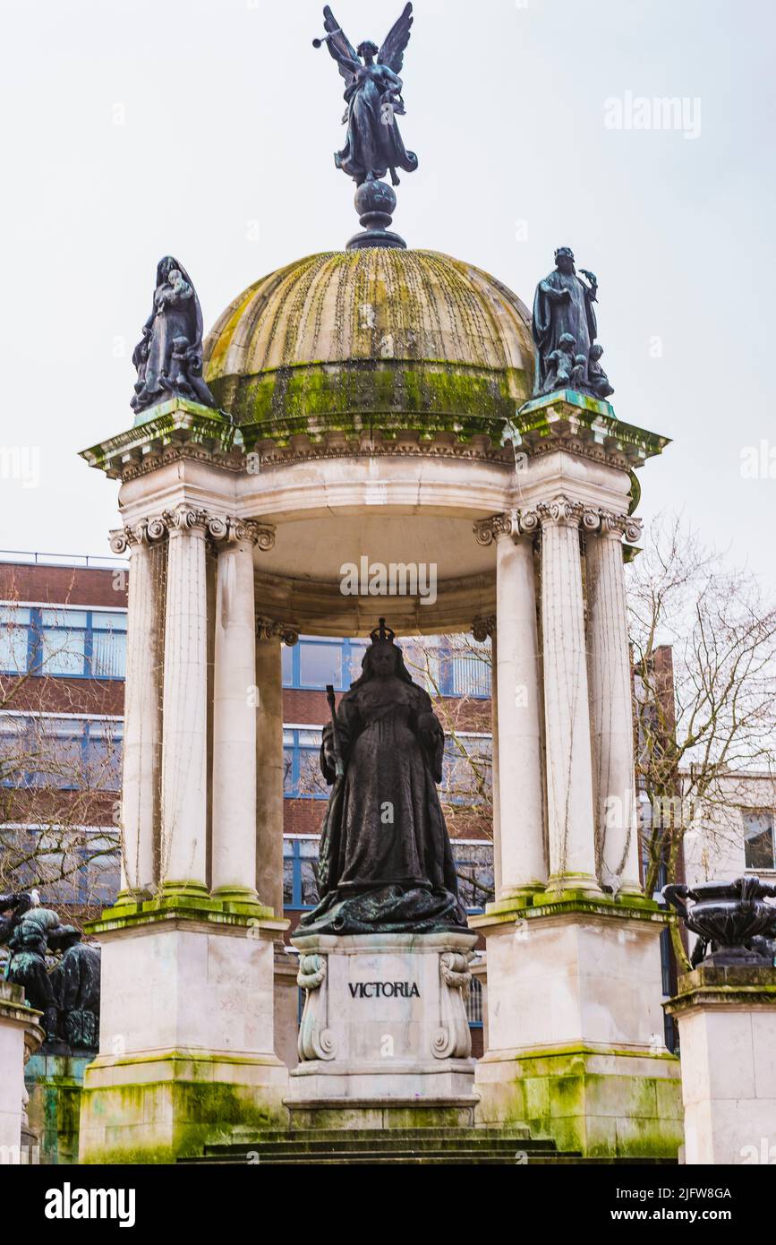 Queen Victoria Monument is a large neo-Baroque or Beaux-Arts monument ...
