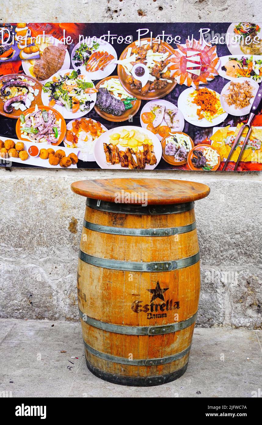 Authentic Spanish tapas bar with tapas menu Stock Photo - Alamy