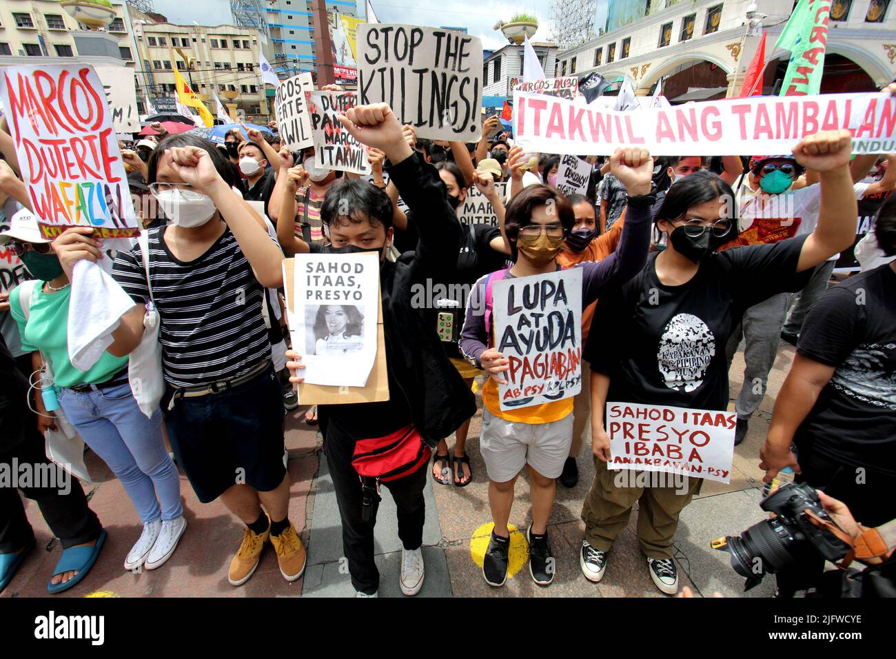 Bong bong marcos hi-res stock photography and images - Alamy