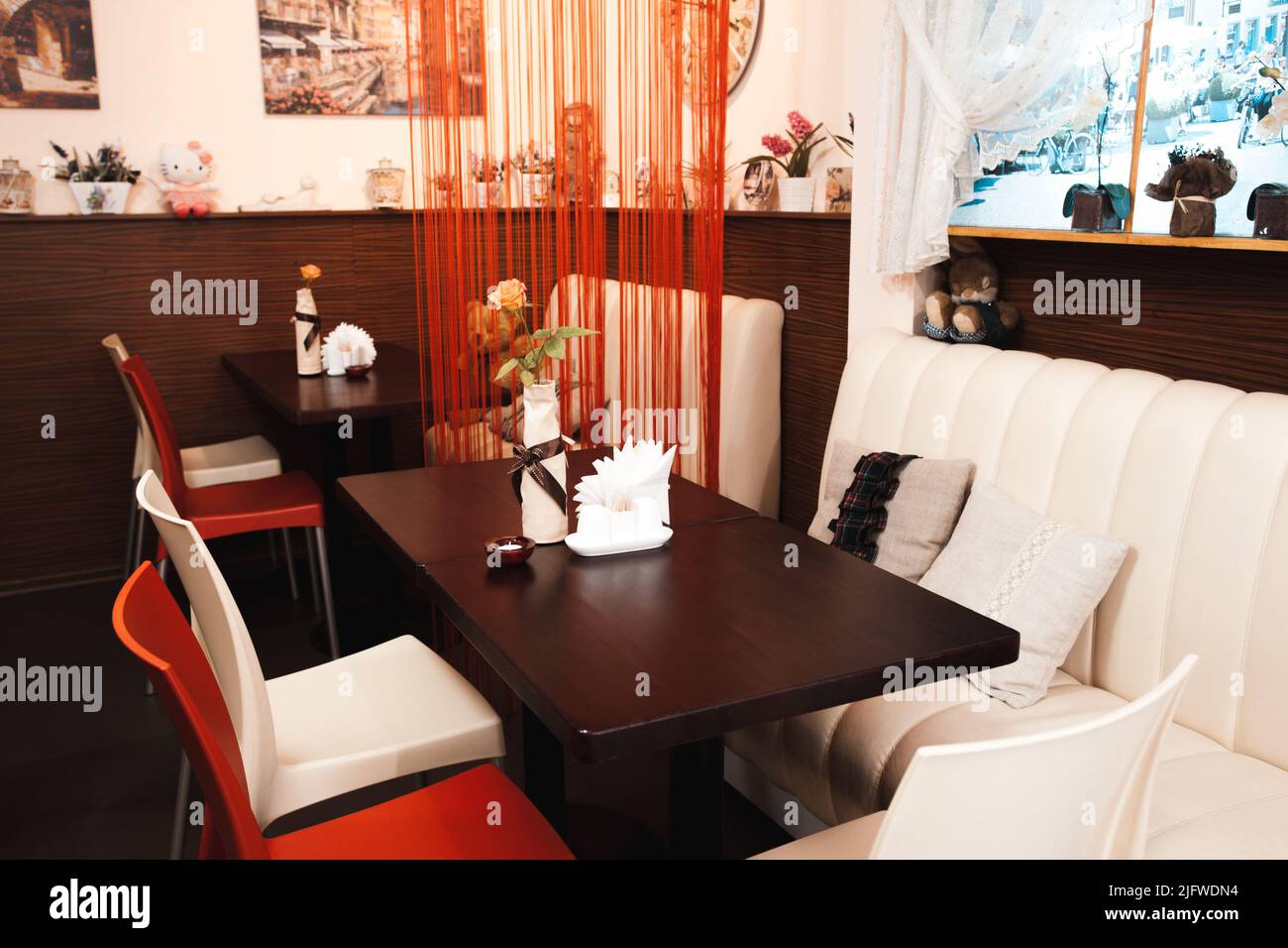 Coffee shop interior restaurant business design Stock Photo - Alamy