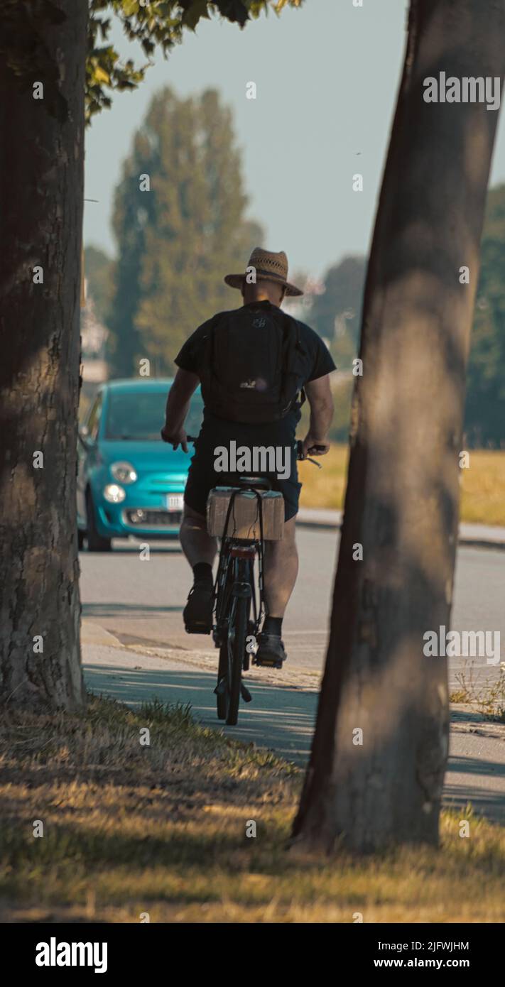 Cyclist wheel hi-res stock photography and images - Alamy