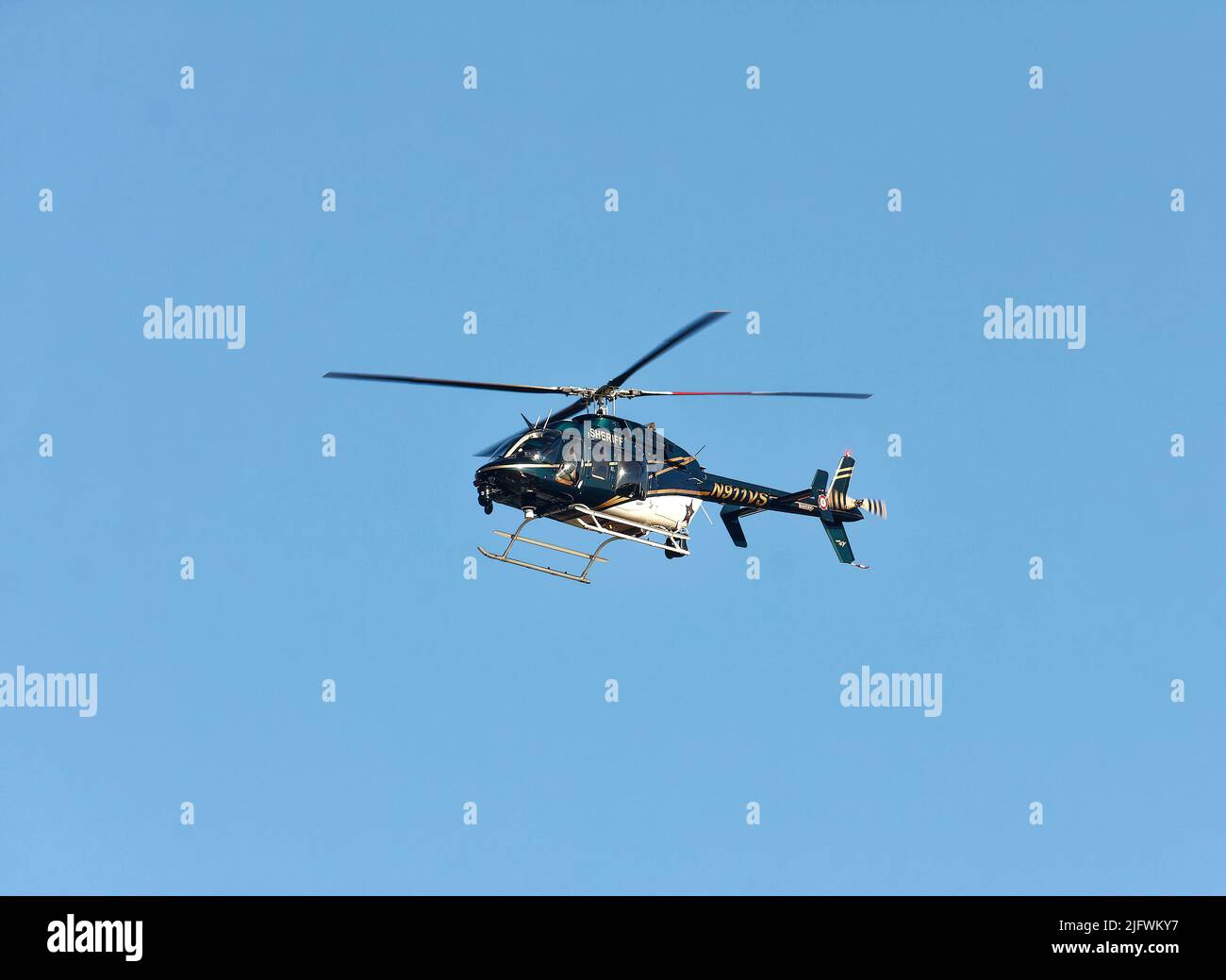 sheriff helicopter, police; rotary-wing aircraft, flying, motion ...