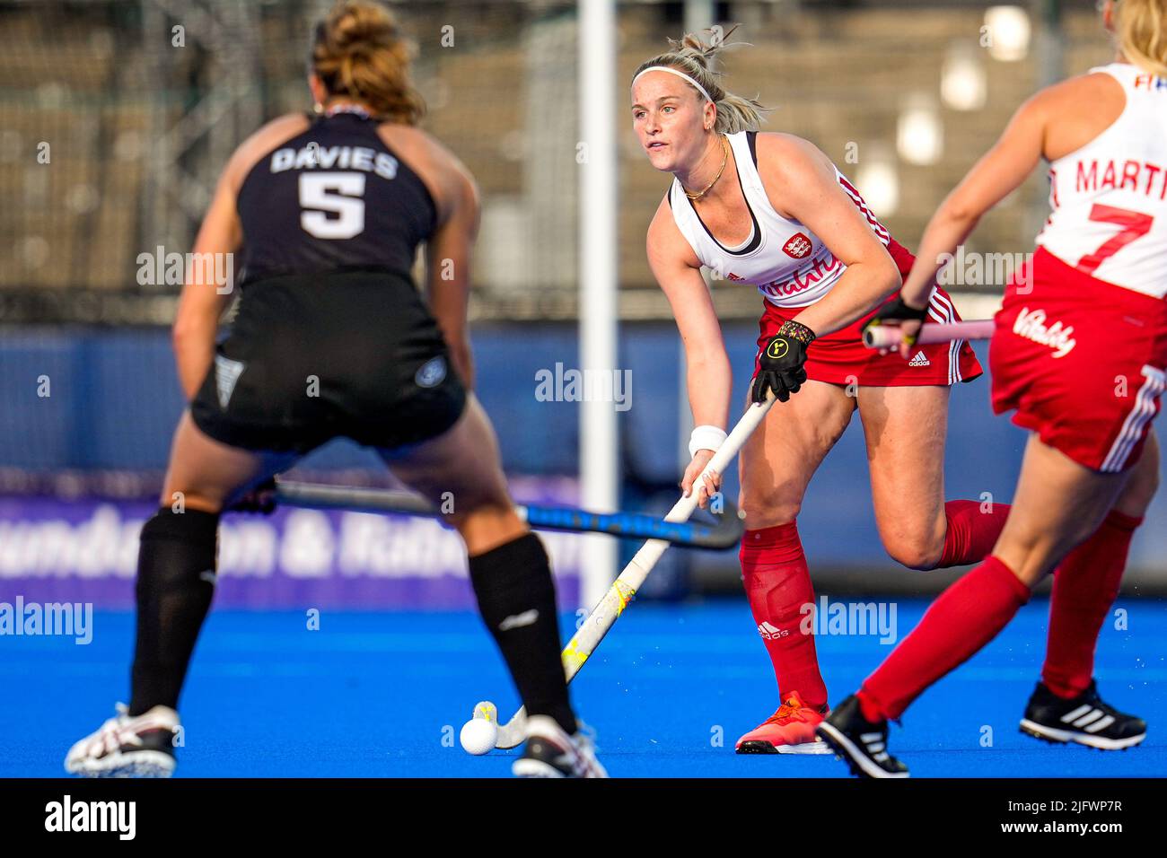 AMSTELVEEN, NETHERLANDS - JULY 5: Sophie Hamilton of England during the ...