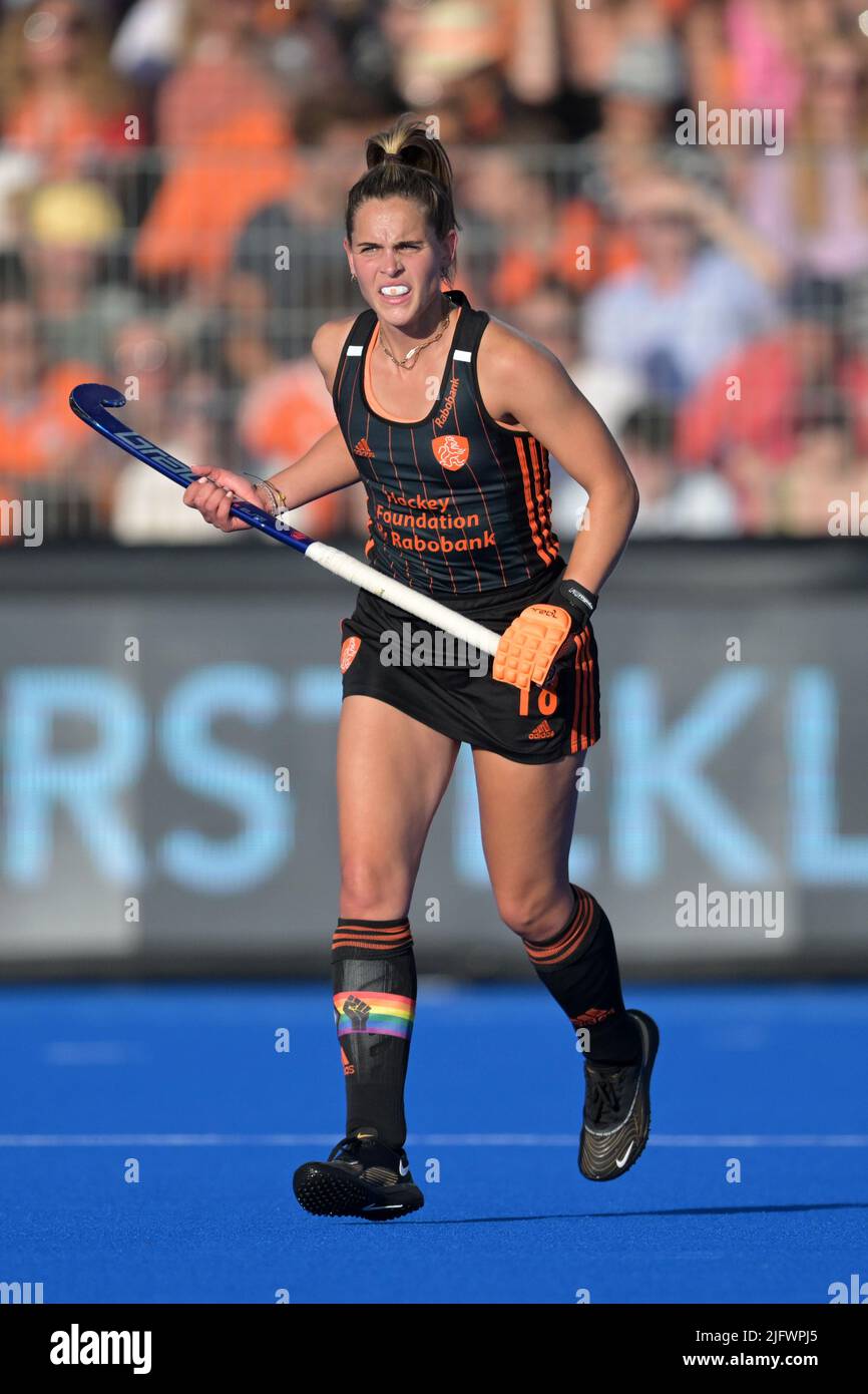 AMSTERDAM - Pien Sanders of Holland hockey women during the FIH Hockey ...