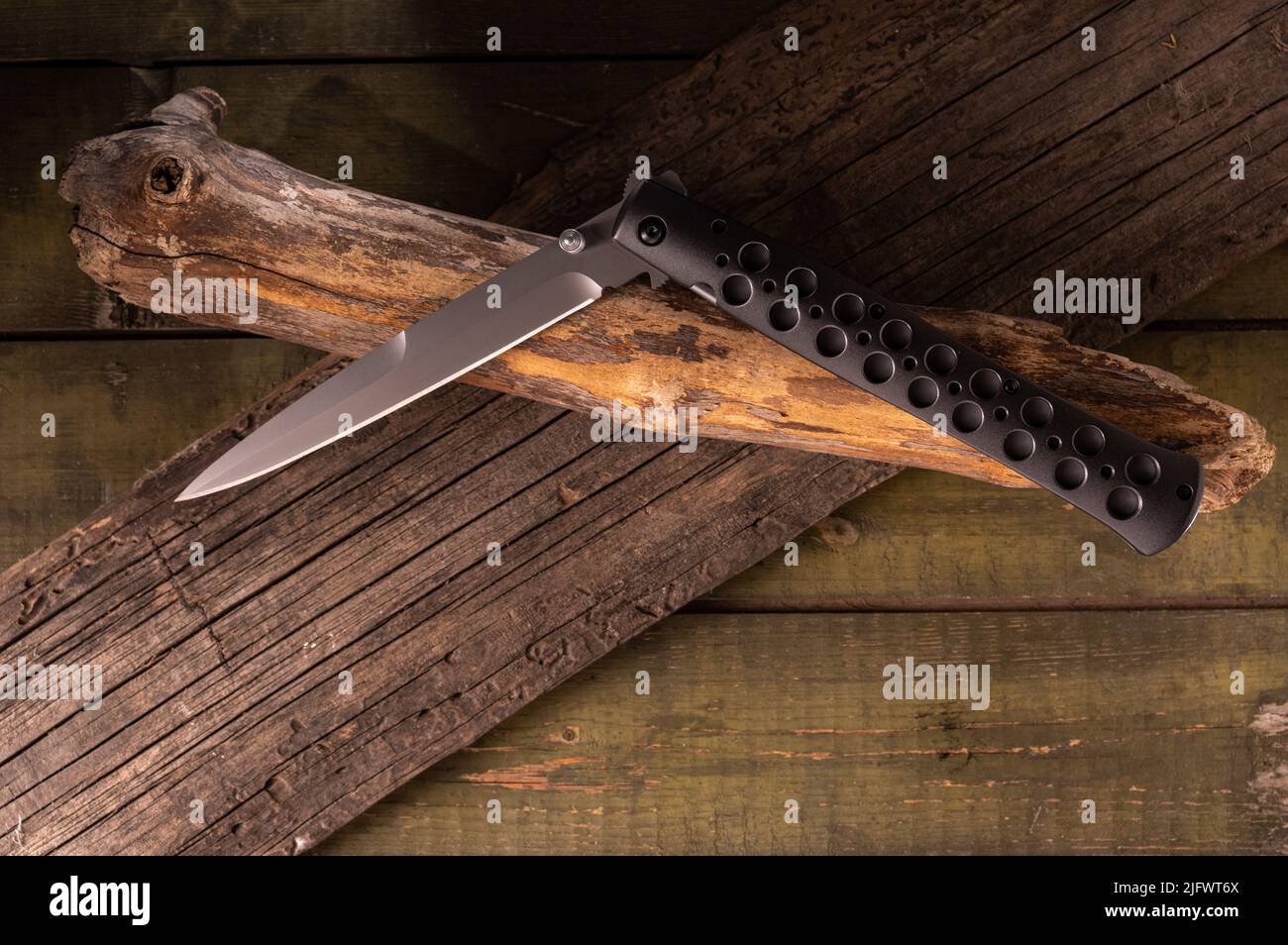 Spear throw tool hi-res stock photography and images - Alamy
