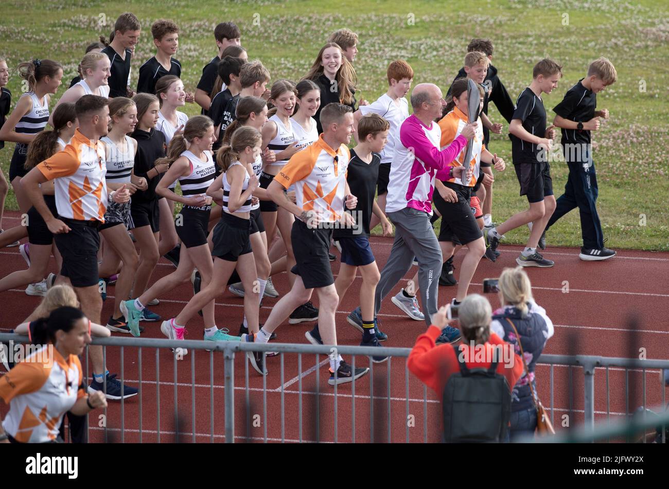 Team england relay birmingham hi-res stock photography and images - Alamy