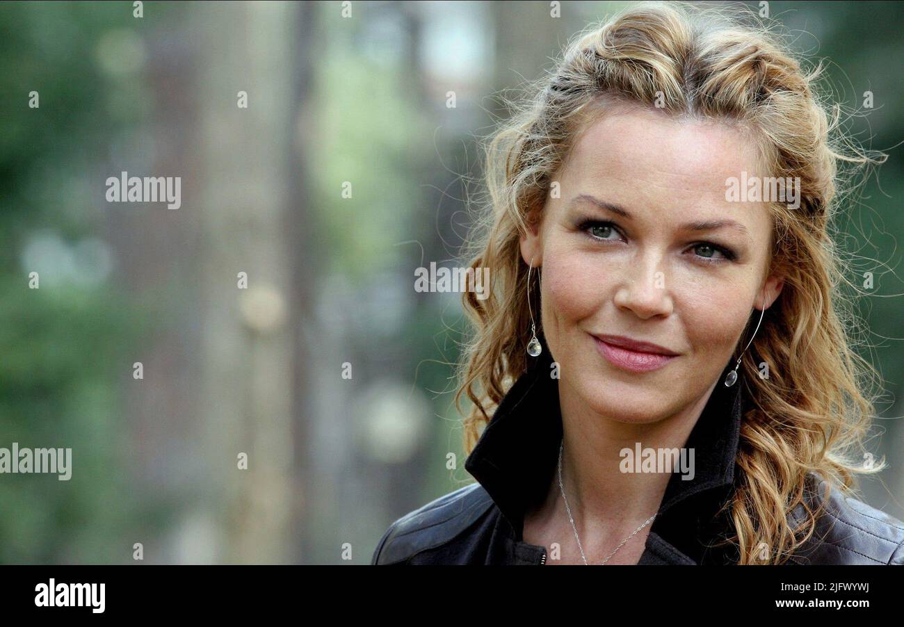 Three days to kill hi-res stock photography and images - Alamy