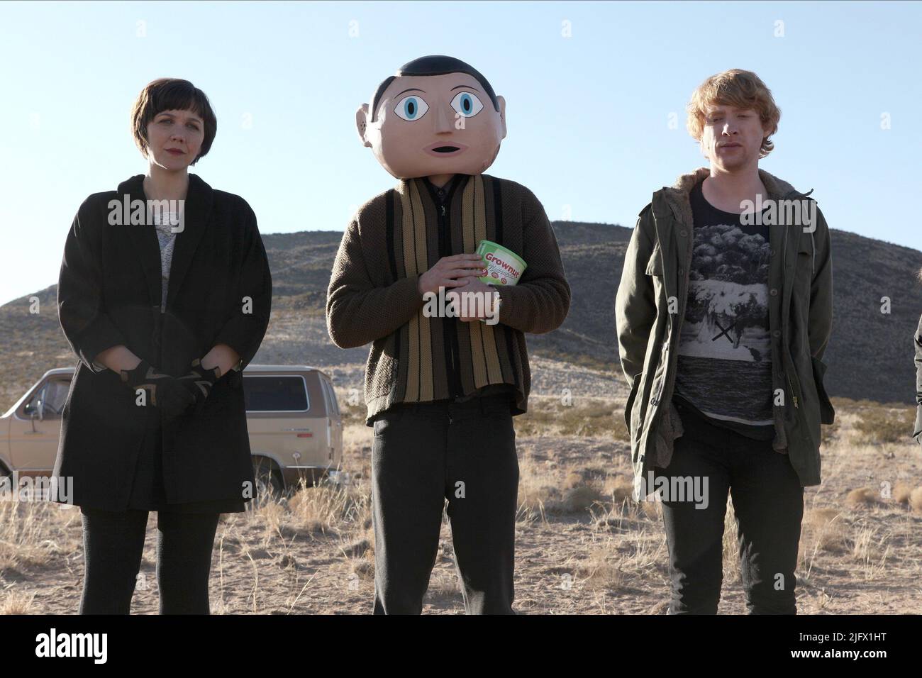 MAGGIE GYLLENHAAL, MICHAEL FASSBENDER, DOMHNALL GLEESON, FRANK, 2014 ...