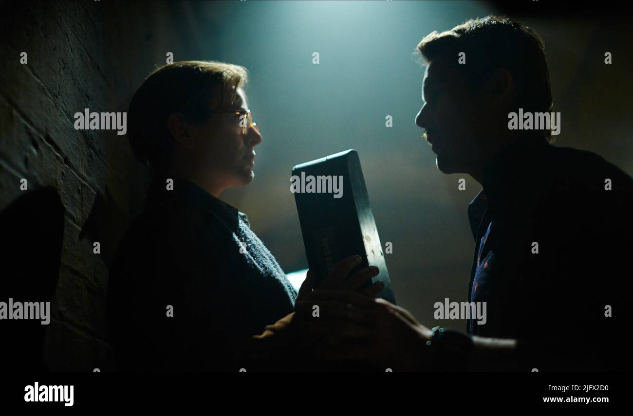 SARAH SNOOK, ETHAN HAWKE, PREDESTINATION, 2014 Stock Photo - Alamy