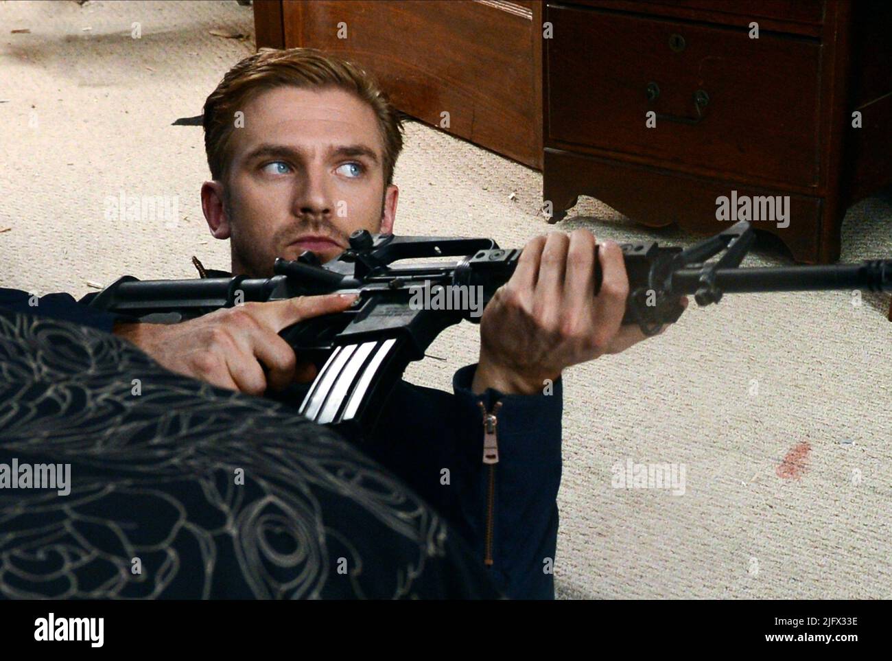 DAN STEVENS, THE GUEST, 2014 Stock Photo - Alamy