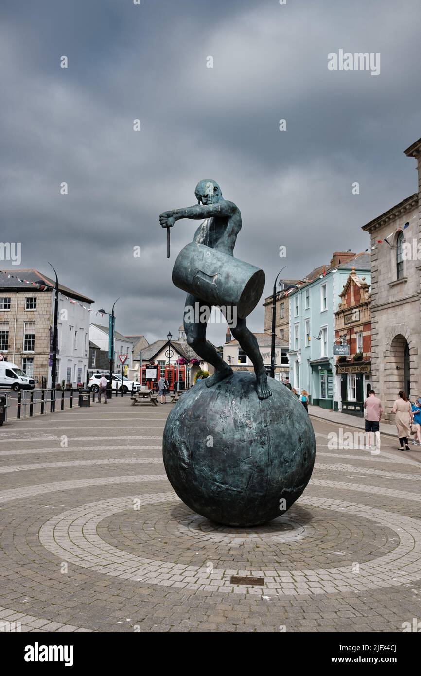 Tim shaw statue hi-res stock photography and images - Alamy