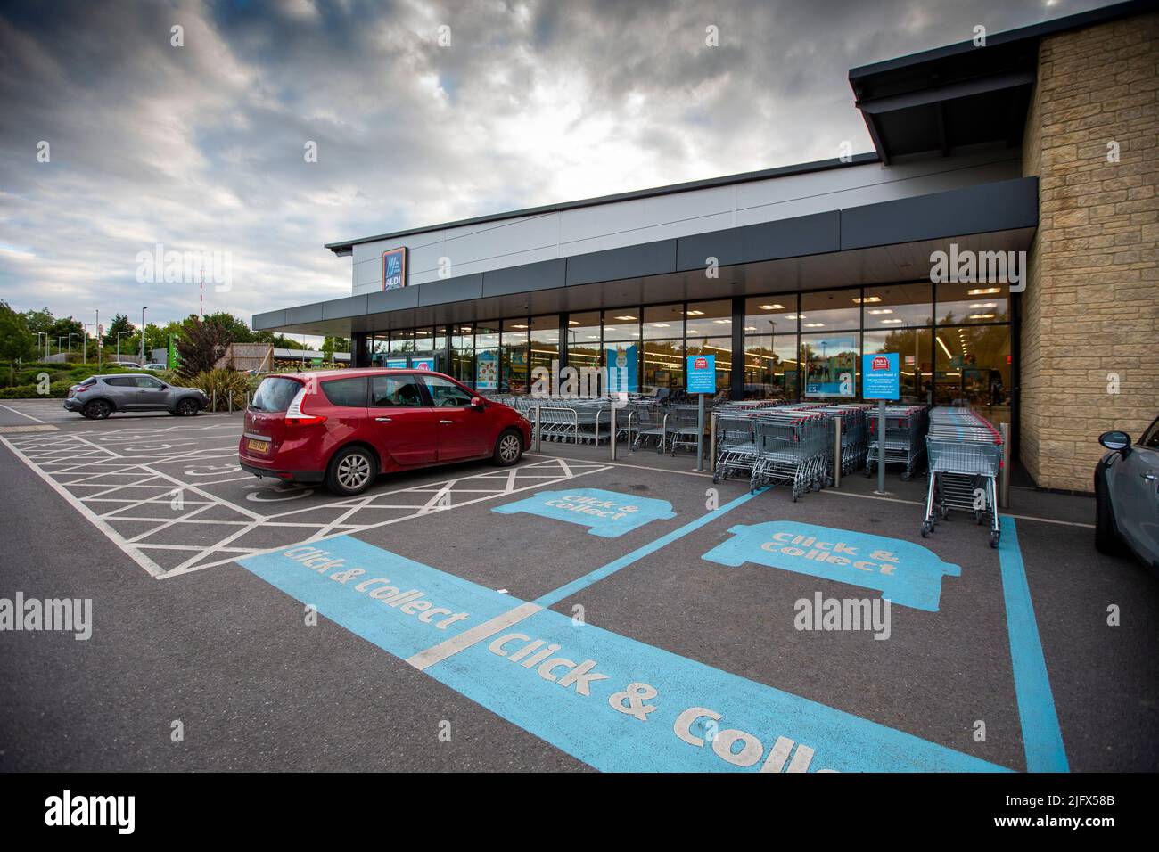 Aldi Supermarket at Faringdon, Oxfordshire, England, UK Stock Photo - Alamy