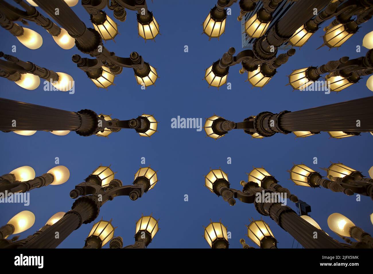 Urban Light display at Los Angeles County Museum of Art by Chris Burden ...