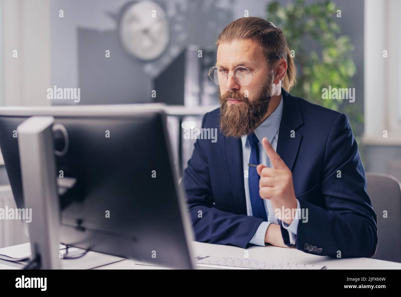 Focused success hi-res stock photography and images - Alamy