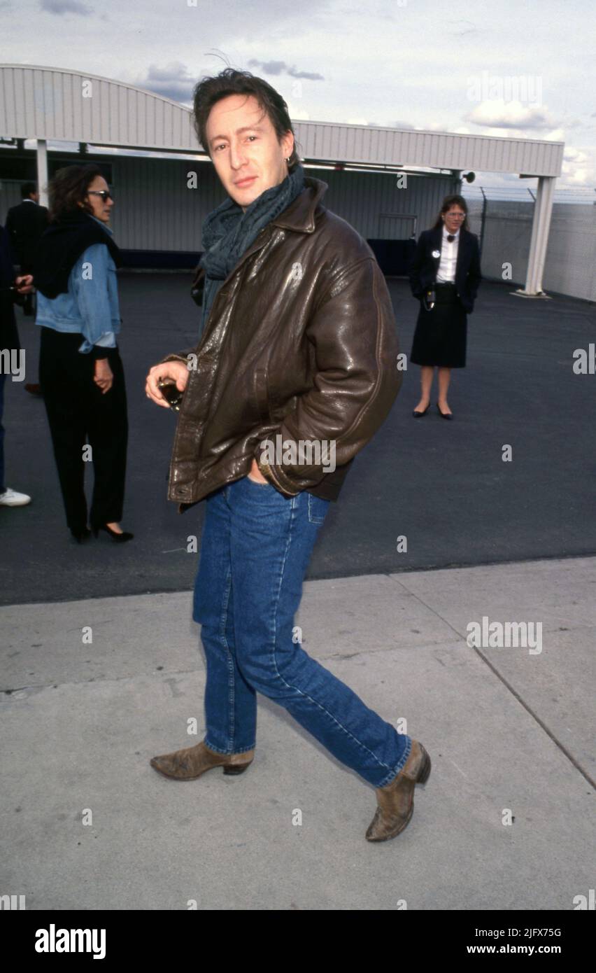 Ralph julian hi-res stock photography and images - Alamy