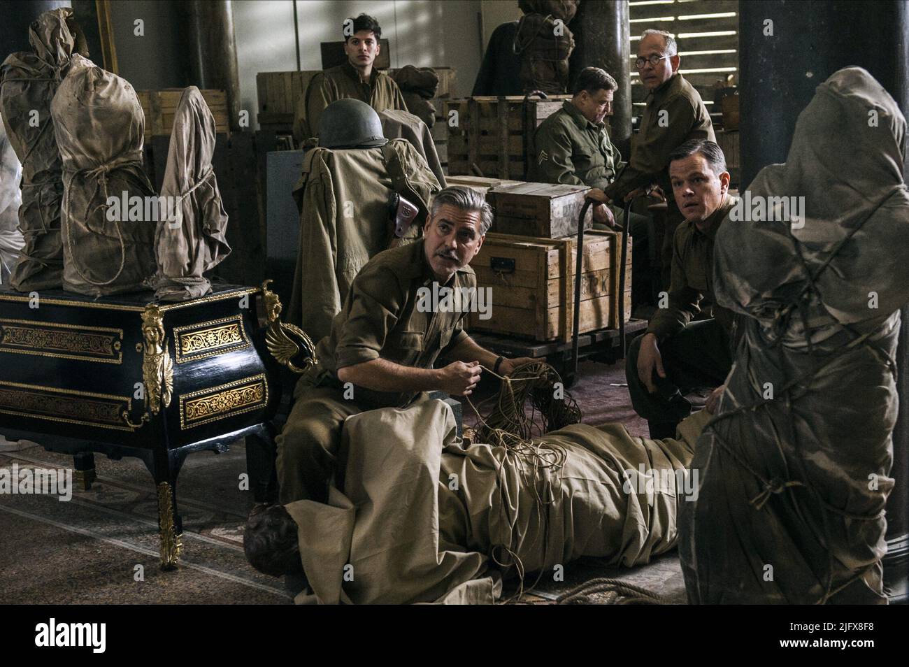 LEONIDAS,CLOONEY,GOODMAN,BALABAN,DAMON, THE MONUMENTS MEN, 2014 Stock ...