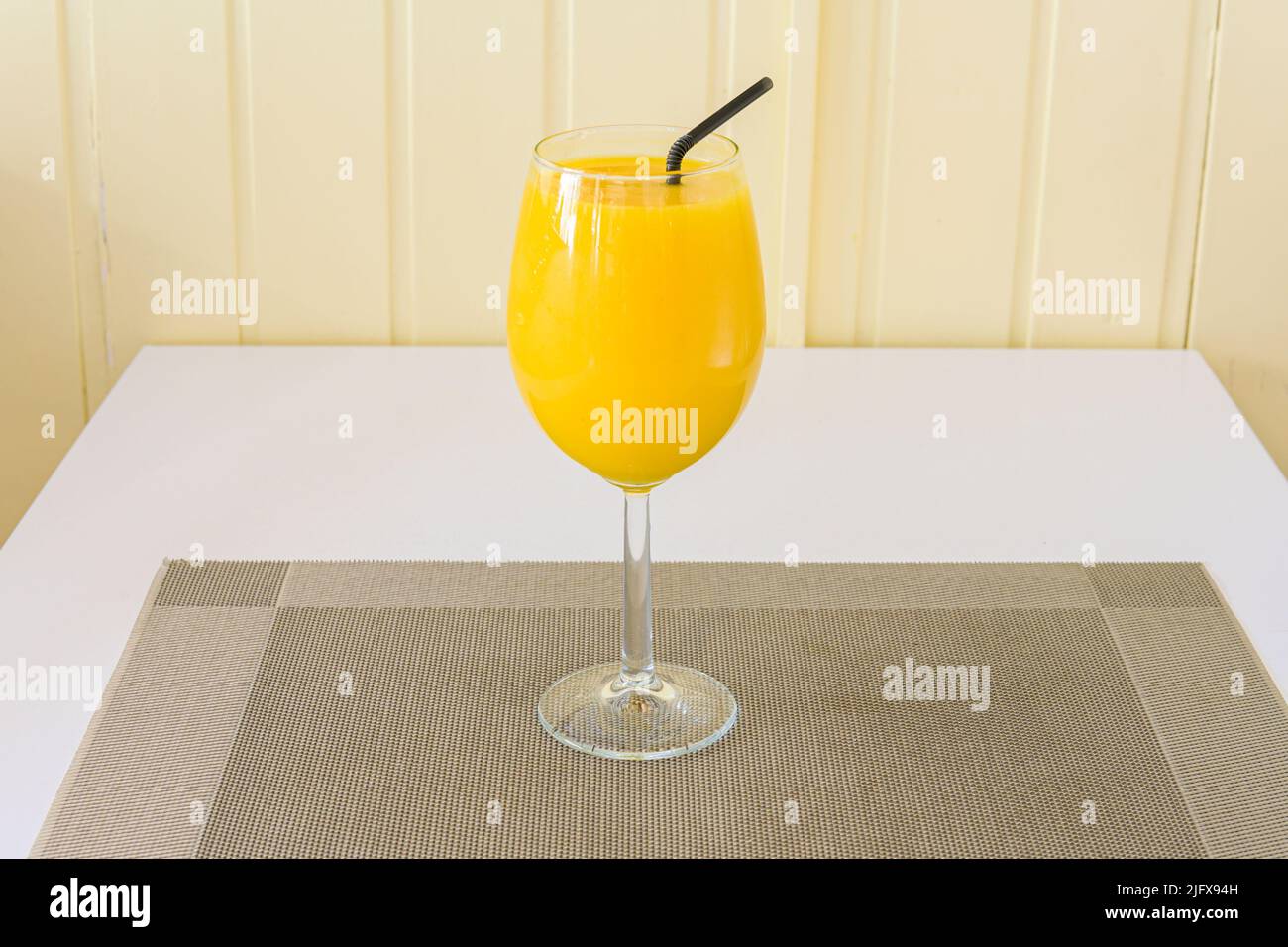 Fruit shakes hi-res stock photography and images - Alamy