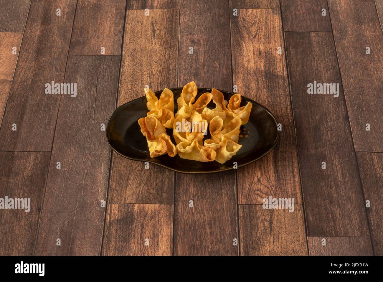 Japanese crab rangoon hi-res stock photography and images - Alamy