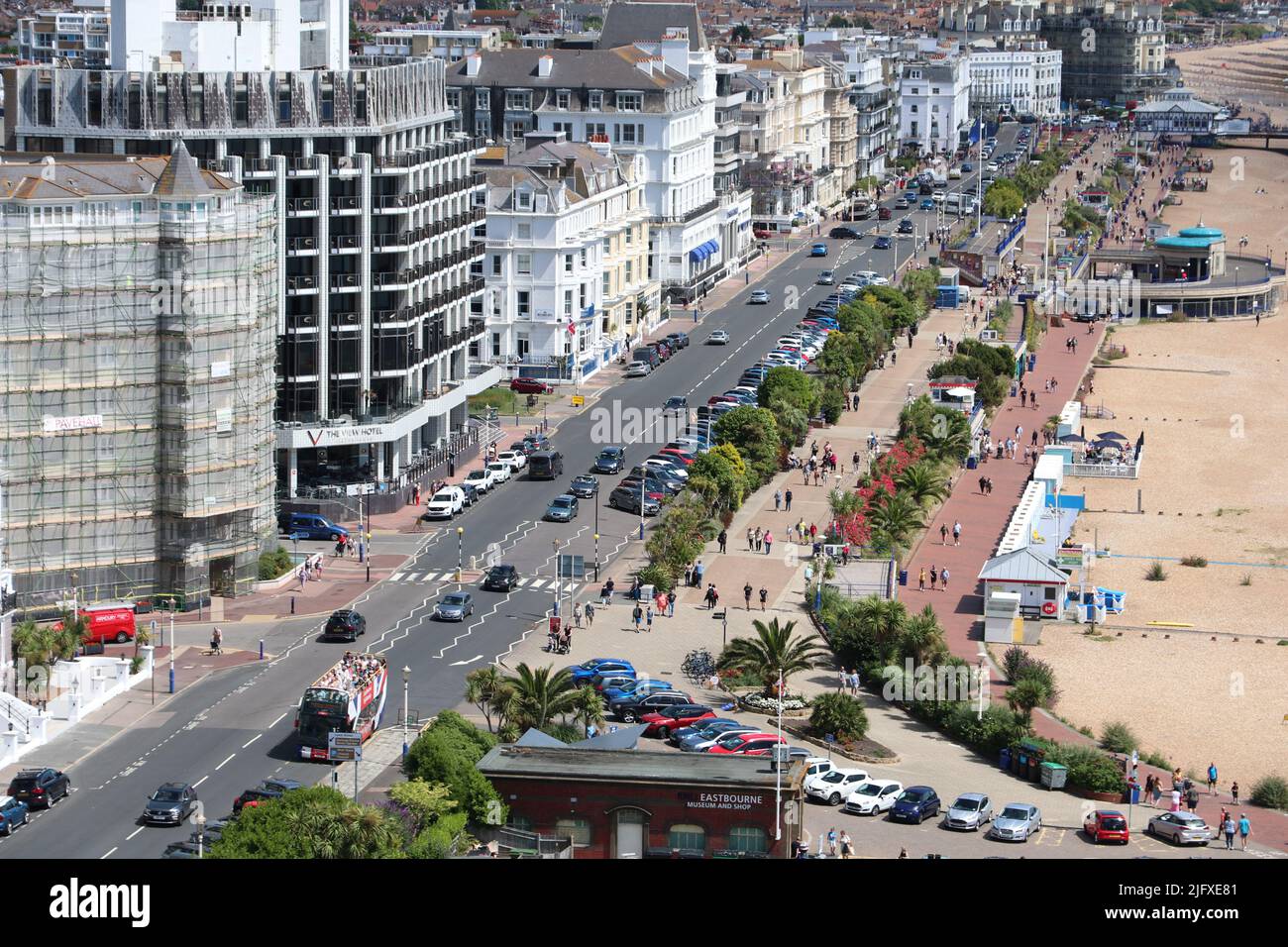 A SUNNY VIEW OF THE SEAFRONT IN THE SUSSEX SEASIDE HOLIDAY RESORT OF ...