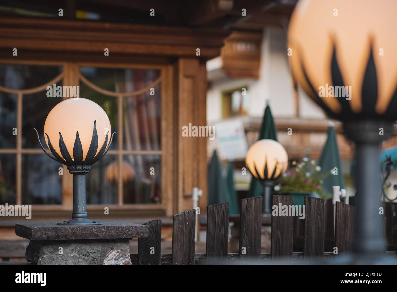Round lamps hi-res stock photography and images - Alamy
