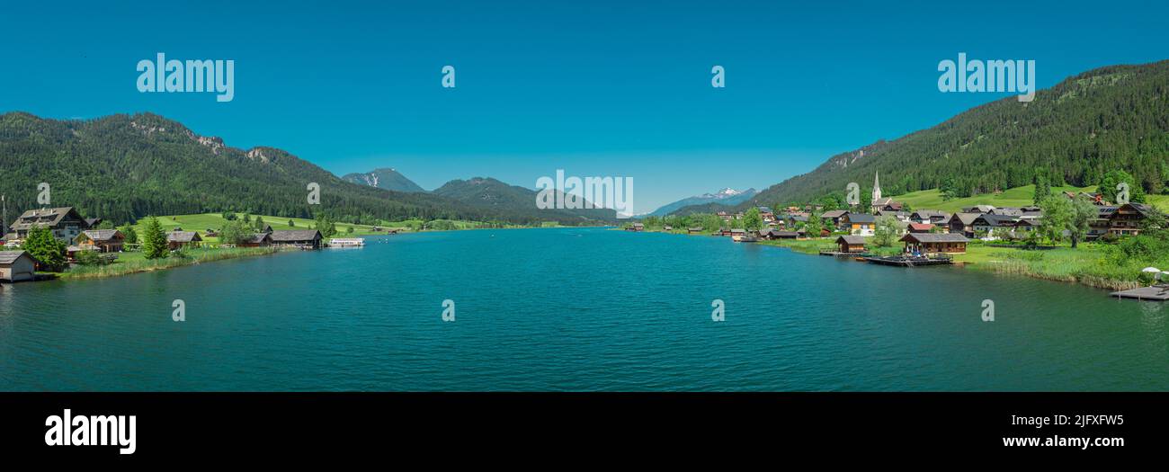 Beautiful shores of weissensee lake in Austria, beautiful backdrop with ...