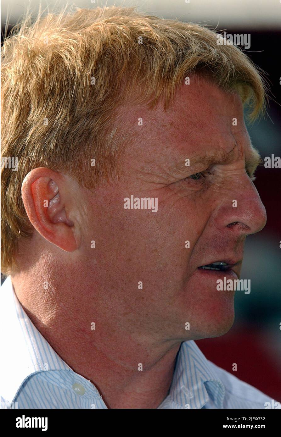 Mike strachan hi-res stock photography and images - Alamy