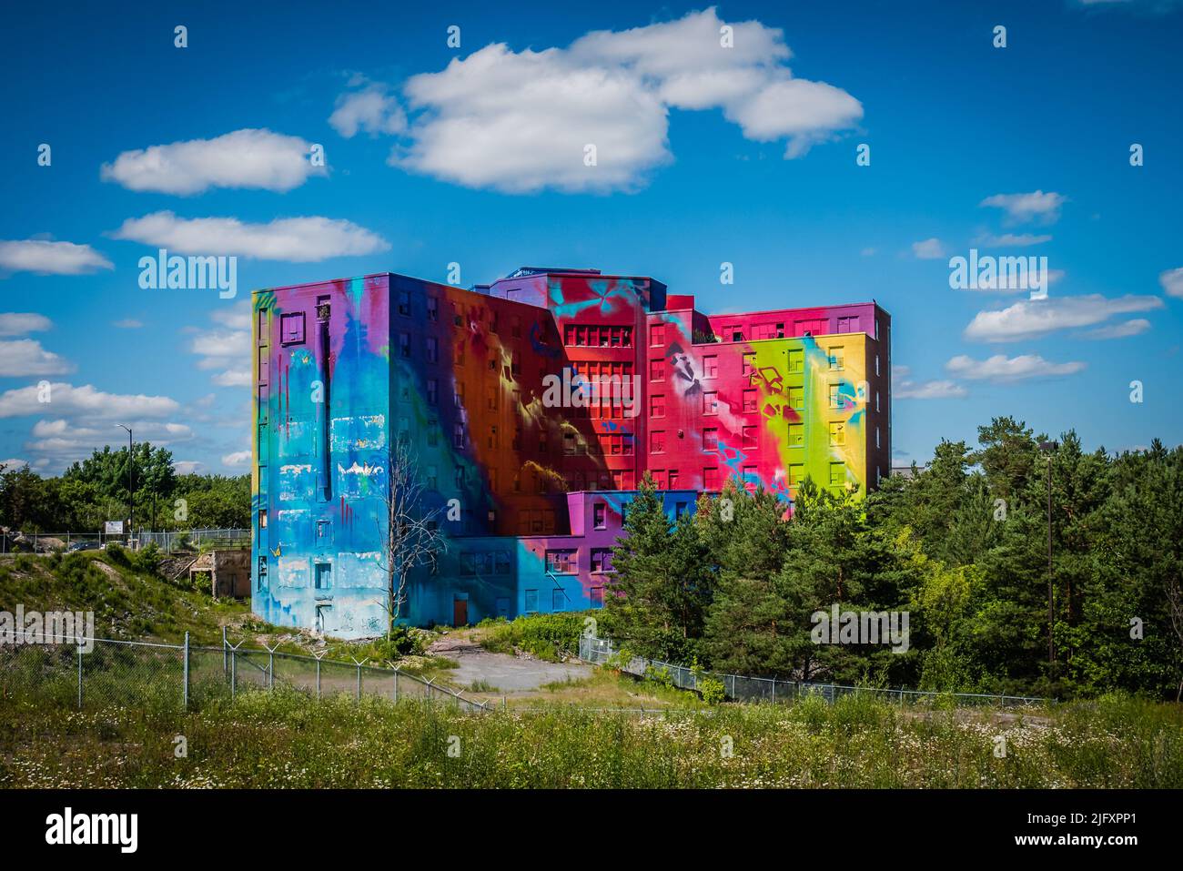 Canada Largest Mural, Sudbury, Ontario, Canada. At 80,000 square feet ...