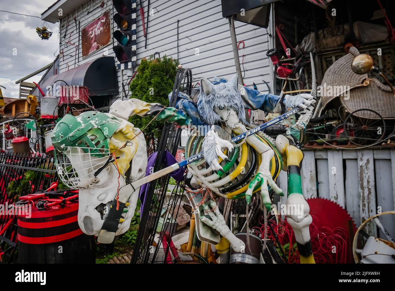 Crazy house, decorated with repurposed junk, by artist Dan Seguin, on ...