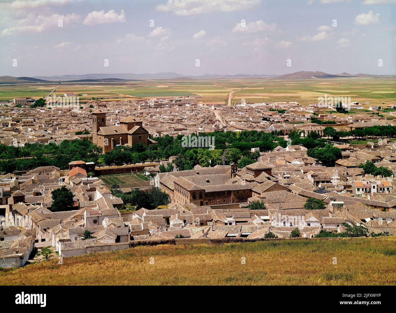 VISTA DEL PUEBLO DESDE EL CASTILLO - FOTO AÑOS 60. Location: EXTERIOR ...