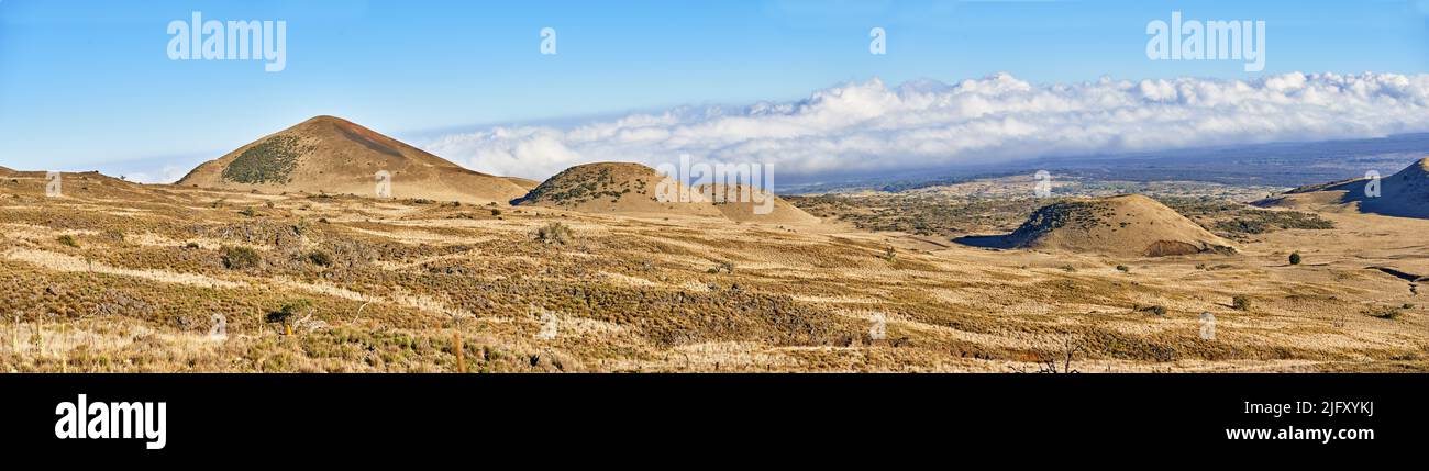 Shield volcano in mauna loa hi-res stock photography and images - Alamy