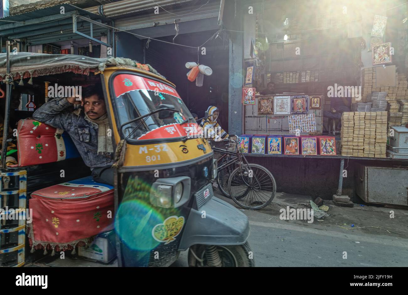12 18 2014 Road side stalls and vendors in a local market in Patna city ...