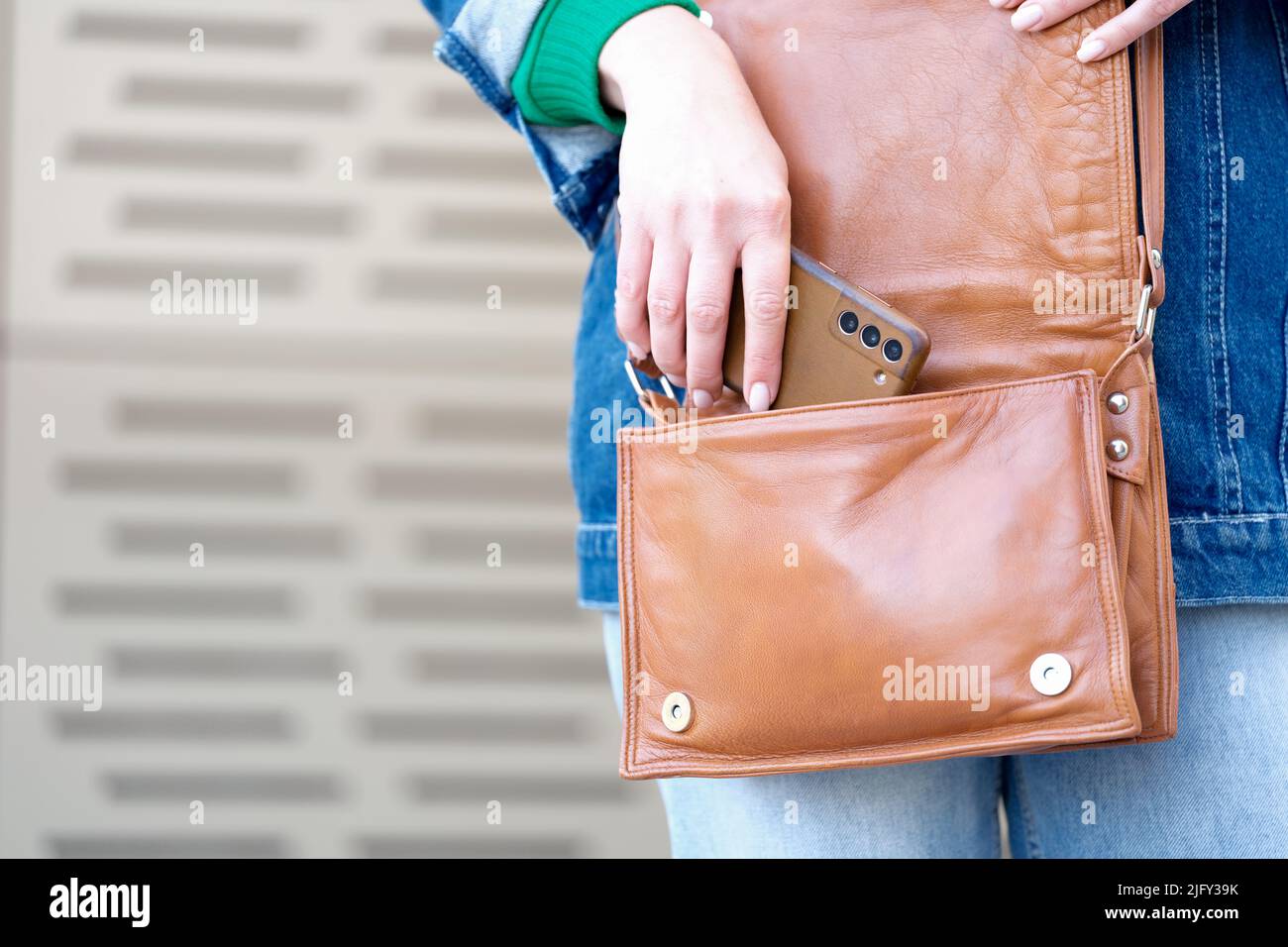 Female hand holding phone case hi-res stock photography and images - Alamy