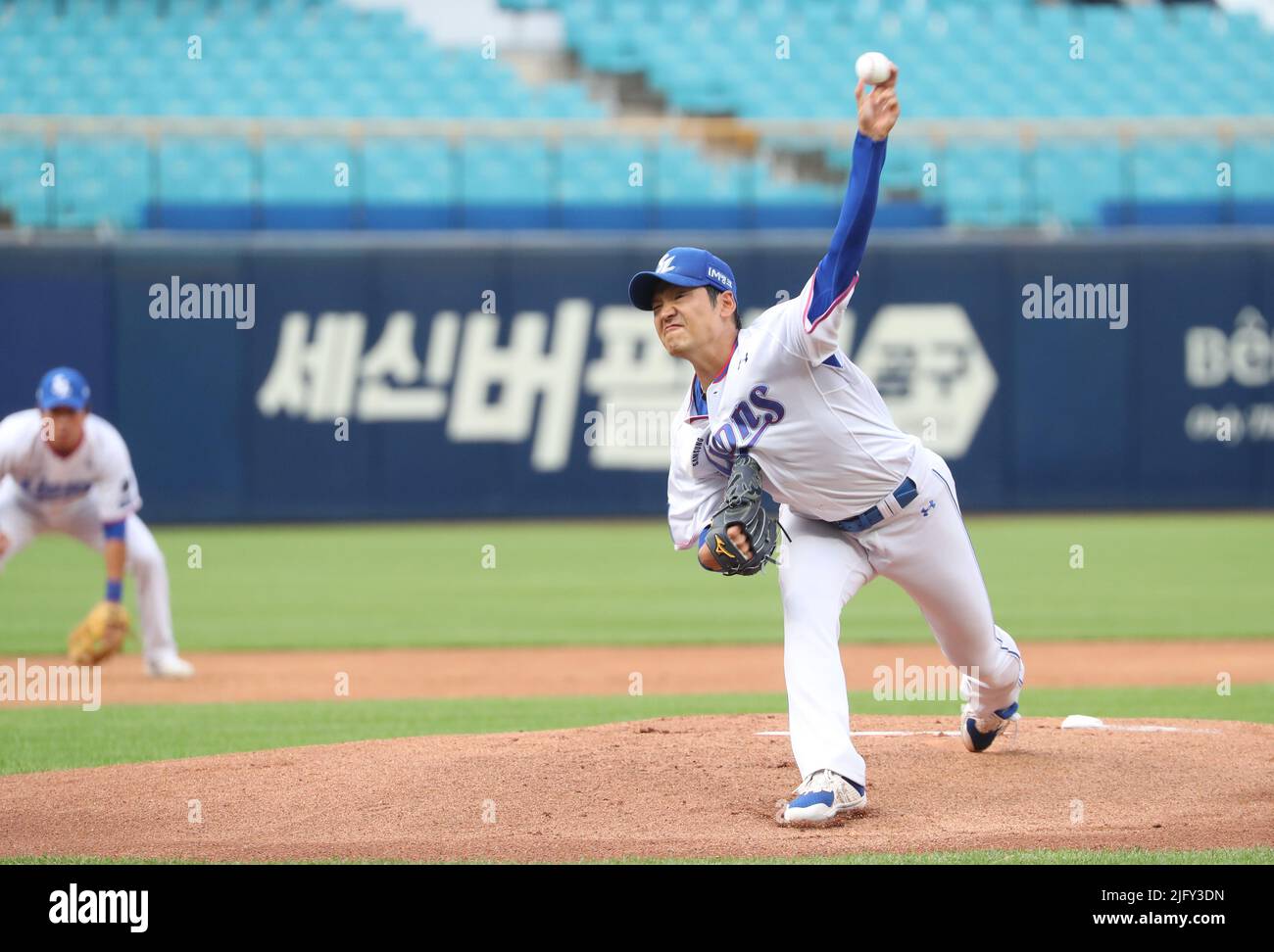Seoul, South Korea, 06th July, 2022. Baseball: LG Twins vs. Samsung ...