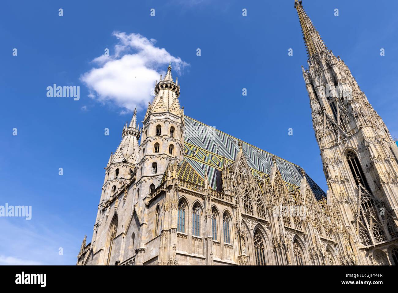 Austria, Vienna gothic St. Stephen Cathedral, main cathedral in Vienna ...