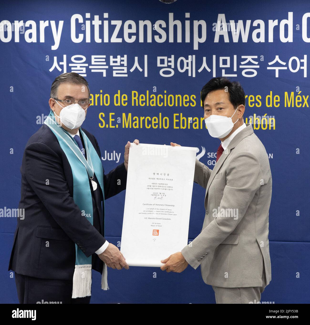 Seoul, South Korea, 06th July, 2022. Mexican FM becomes honorary Seoul ...