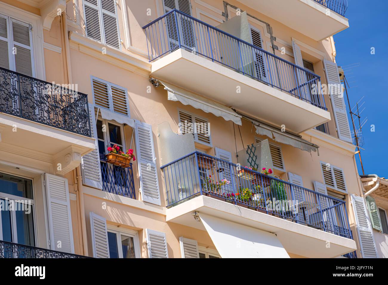 France, French Riviera, scenic Cannes old city streets in historic ...