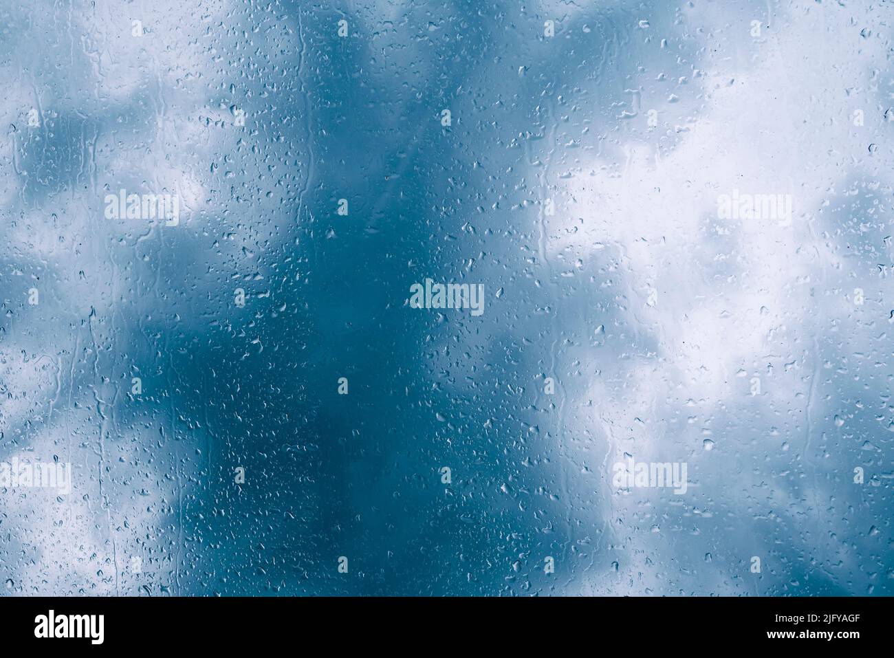 Rain with storm hi-res stock photography and images - Alamy