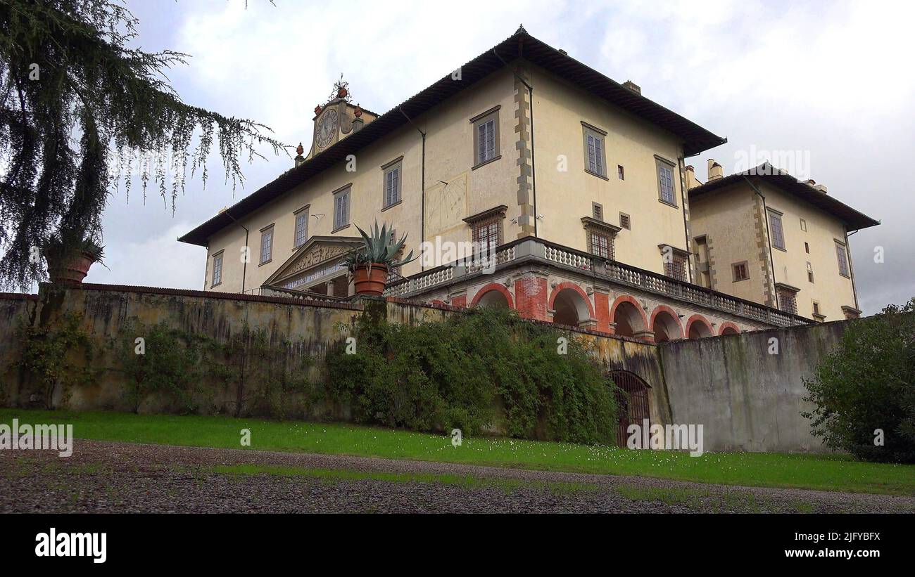 Villa ambra hi-res stock photography and images - Alamy