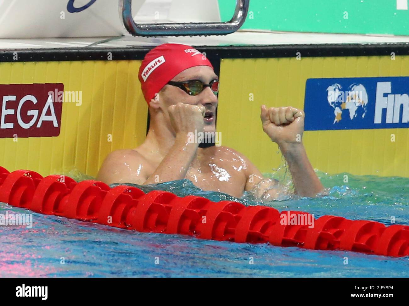 Luke Greenbank of Great Britain Finale 200 M Backstroke Men during the ...