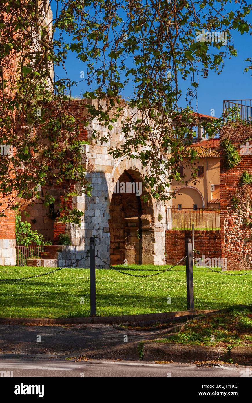 Pisa walls gate ancient ruins Stock Photo - Alamy