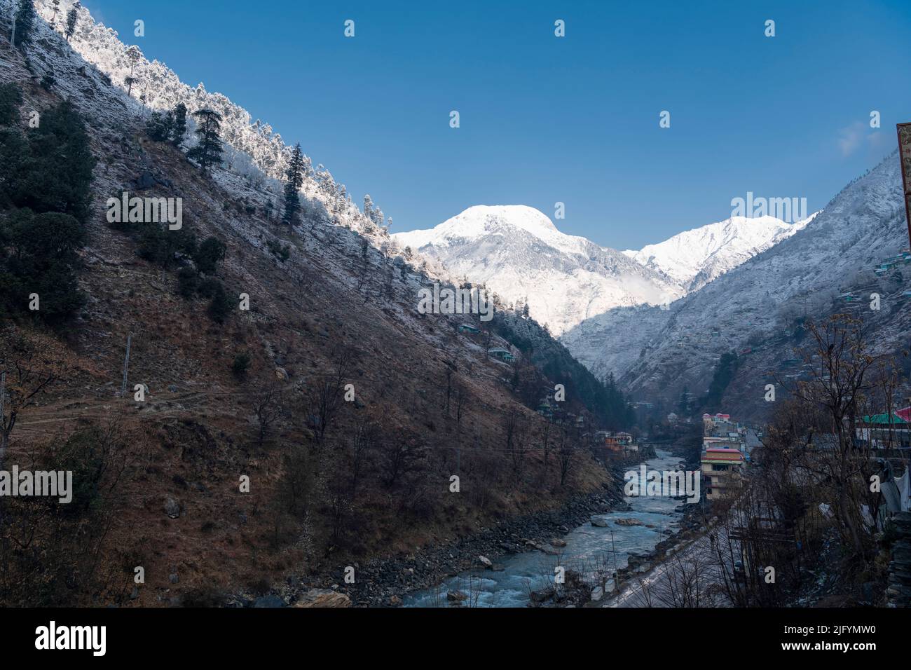 Mountain view of Mahandri Village, Kaghan Valley Stock Photo - Alamy