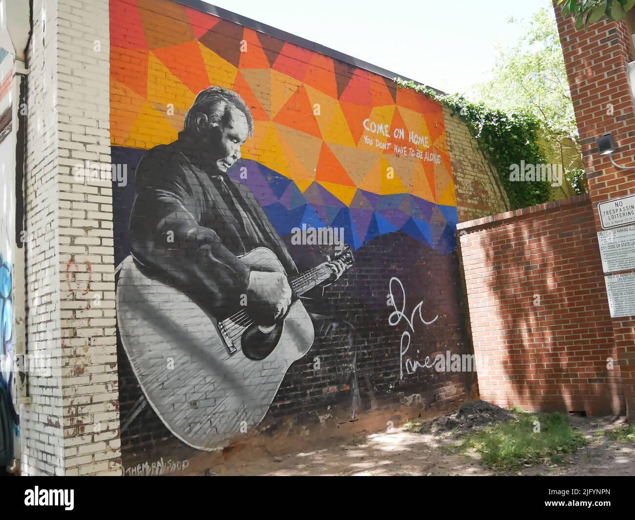 Mural on wall, Raleigh, North Carolina Stock Photo - Alamy
