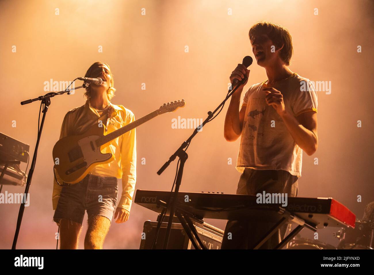 Parcels concert hi-res stock photography and images - Alamy
